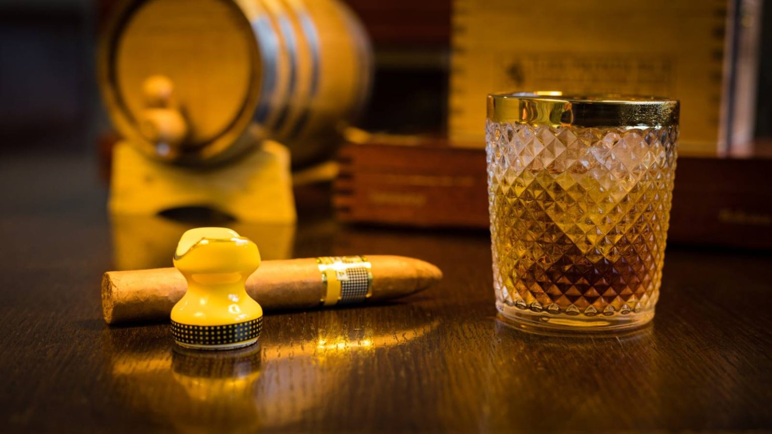 Cohiba Ceramic Cigar Rest | The Cigar Holder Ltd